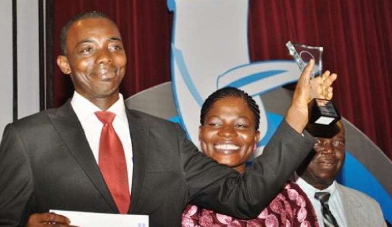 MamaYe Coalition's Obeng Kyere wins 2013 Journalist of the Year | E4A ...